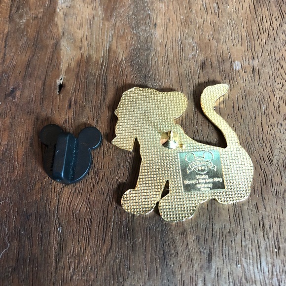 Disney | Accessories | Walt Disney World Simba Pin The Lion King | Poshmark